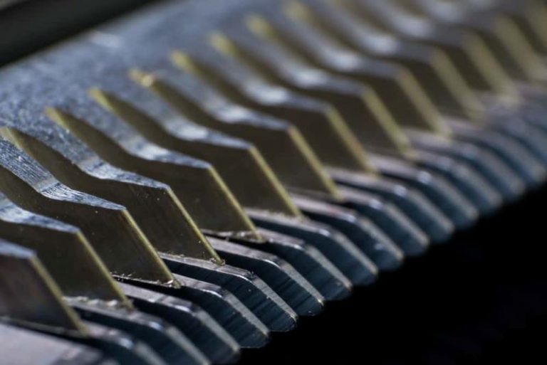 An Easy Guide to Hair Clipper Maintenance – Swanky Man